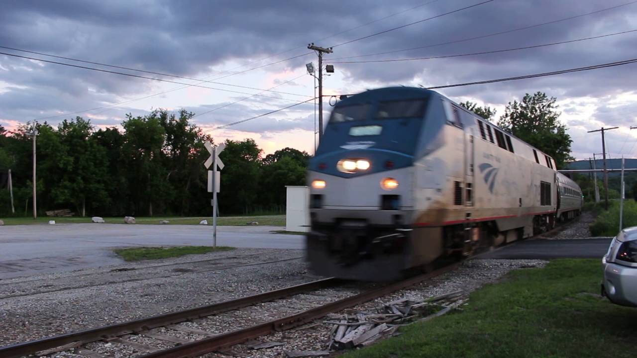 Amtrak #709 inbound from Whitehall - YouTube