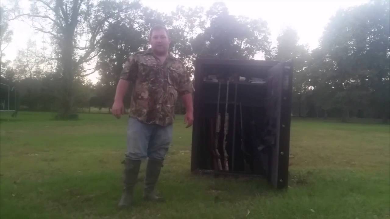 Liberty Fatboy Jr. Safe Protects Valuables in a Real House Fire - YouTube