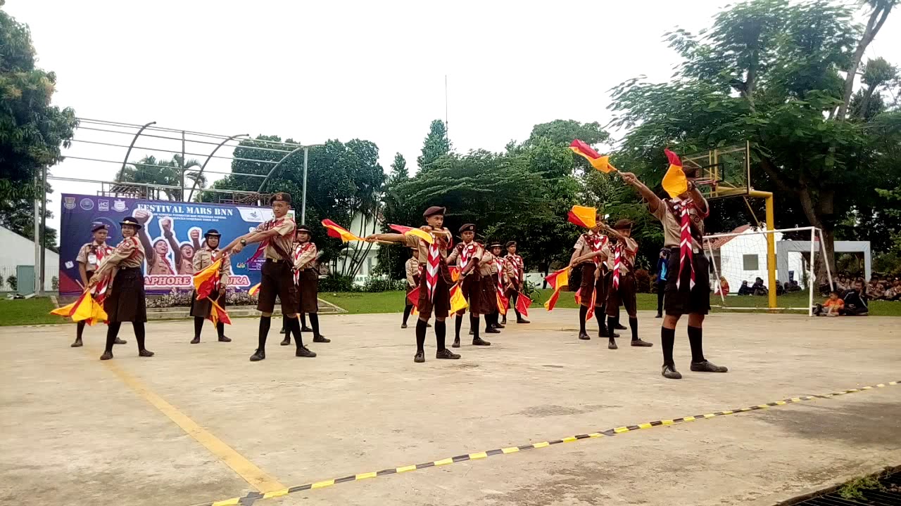 SMPN 2 CISOKA TAMPIL SBG JUARA 1 LOMBA KREASI SEMAPUR SEKAB. TANGERANG ...