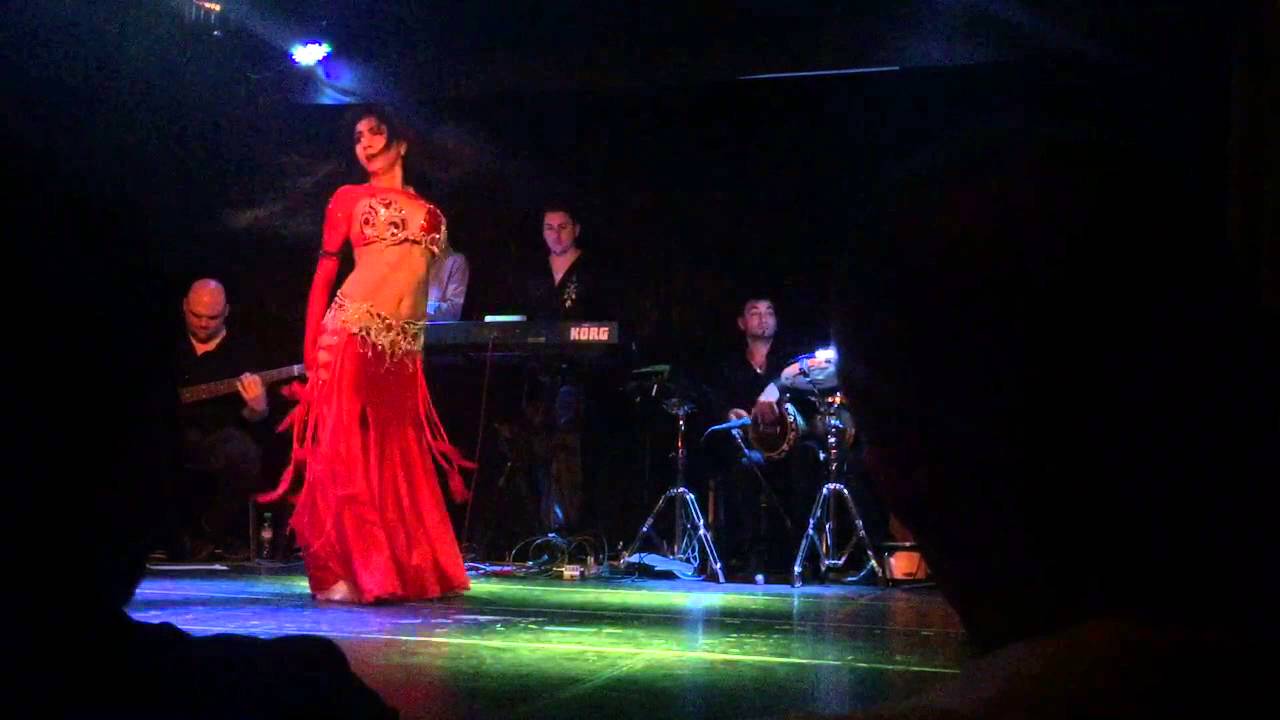 Antonella Rodriguez junto a Percusión Dance "Nacris" - YouTube