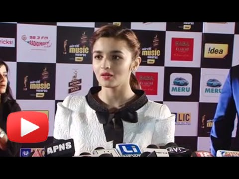 Alia Bhatt Gets ANGRY on Reporter | Questioned About Her GK
