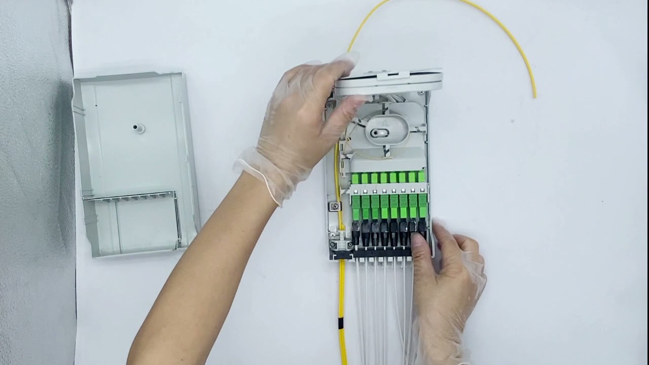 FTTH FTB008B FAT-8T-B 2pcs of 1x8 PLC Fiber Optic Termination Box - YouTube