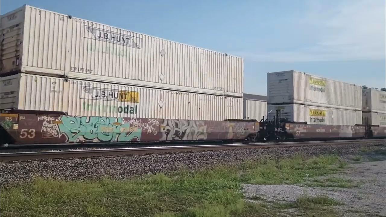 BNSF 3995 ET44C4 leads a JB Hunt Intermodal with a Rear DPU - YouTube