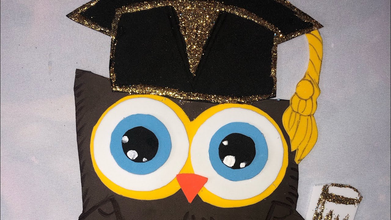 Búho de foami, graduado. - YouTube