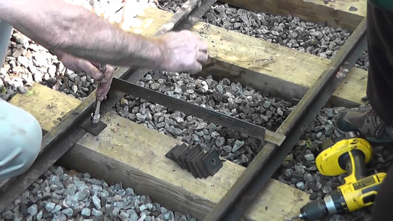 CMES Replacing the Tram Track - YouTube