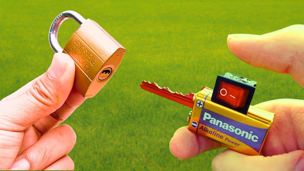 Simple invention helps every lock open easily - YouTube