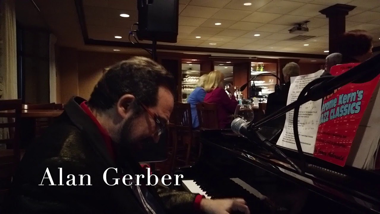 Pianist Alan Gerber performs live at Shackamaxon Country Club on ...