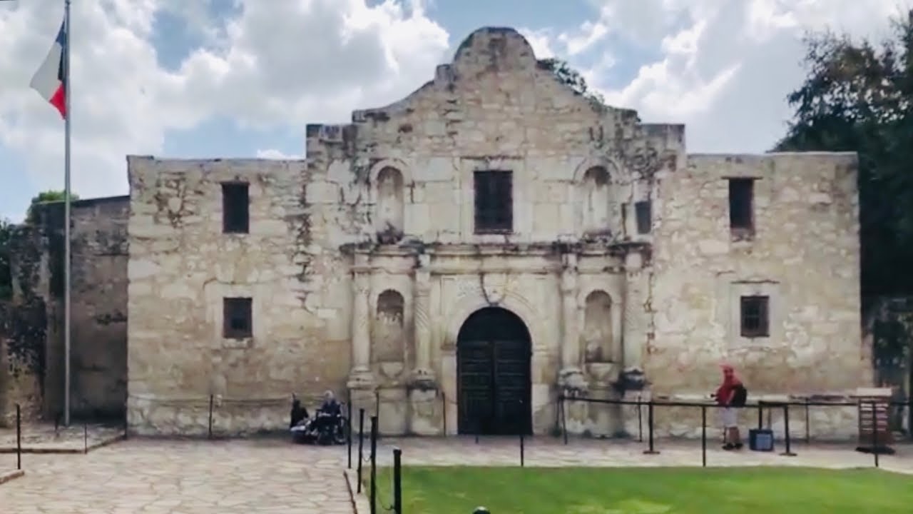 The ALAMO Tour - San Antonio - YouTube