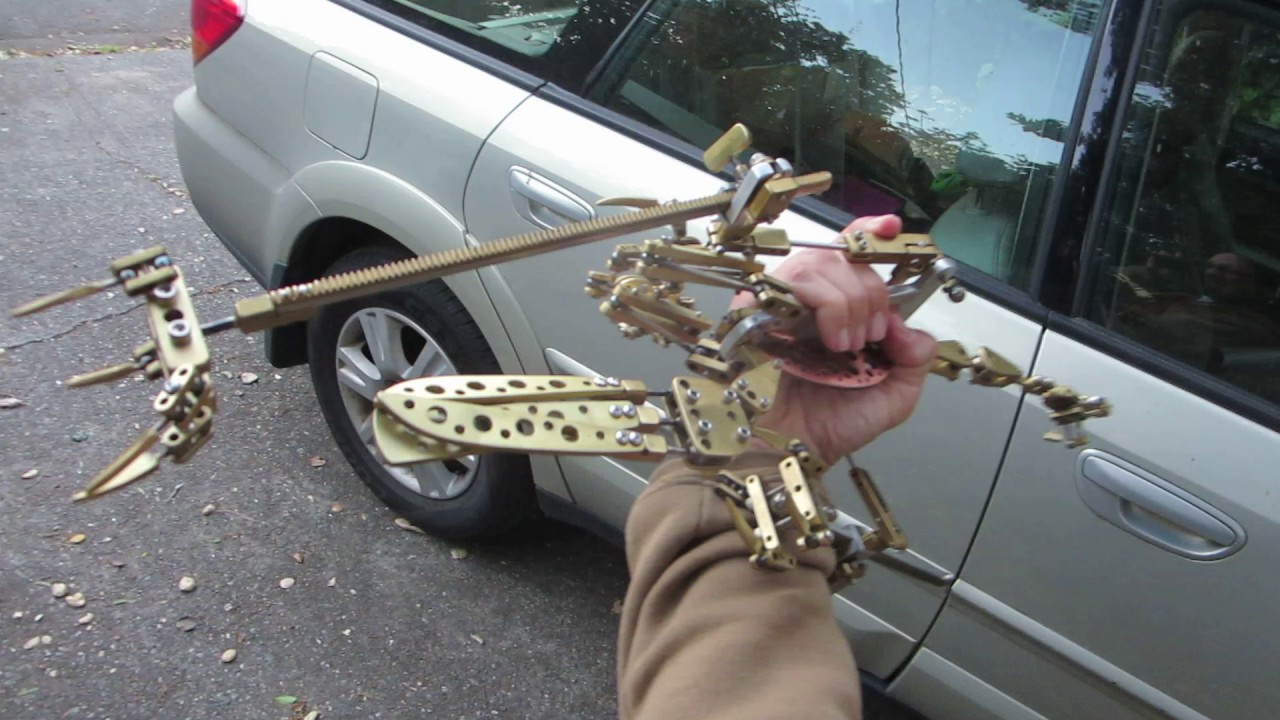 Mechanical Stop Motion puppet comes home! - YouTube