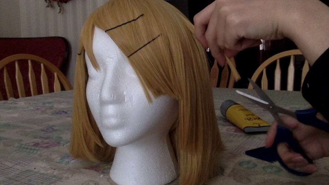 Kagamine Rin Vocaloid cosplay wig styling tutorial - YouTube