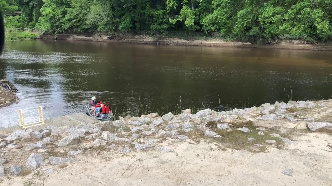 Boats Going Out On The Tar River - YouTube