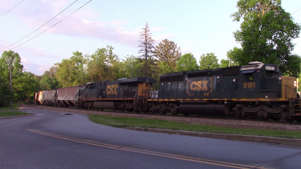 EMD Leader! CSX Q621-03 Through Canton, NY! | 6/3/20 - YouTube