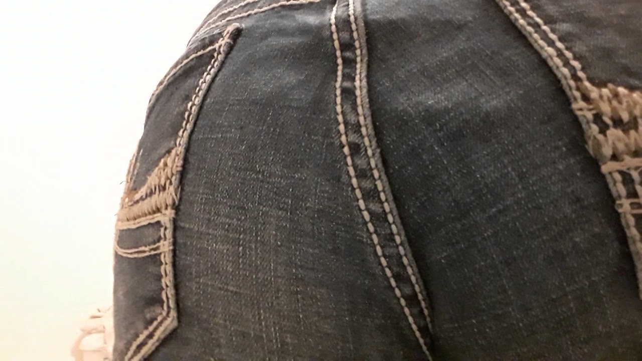 My Girlfreind farting in jeans - YouTube