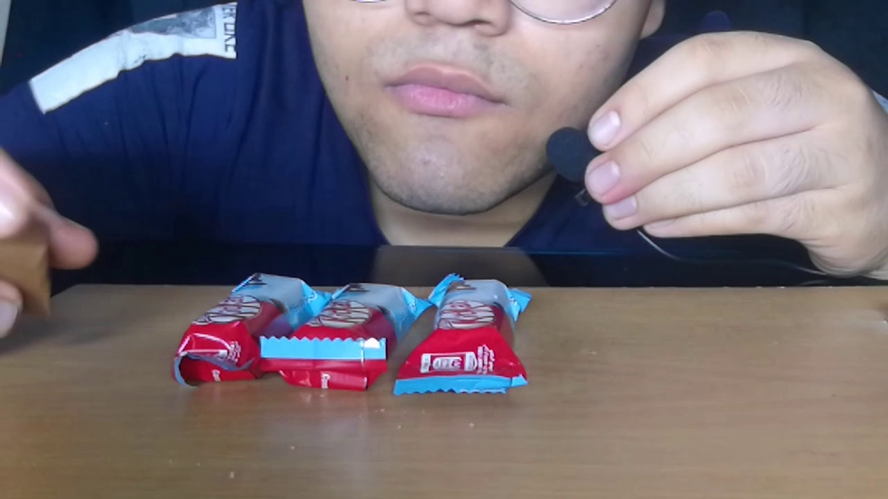 ASMR - ASMR | Eating Kitkat cookies and cream l Real Sound l No Talking ...