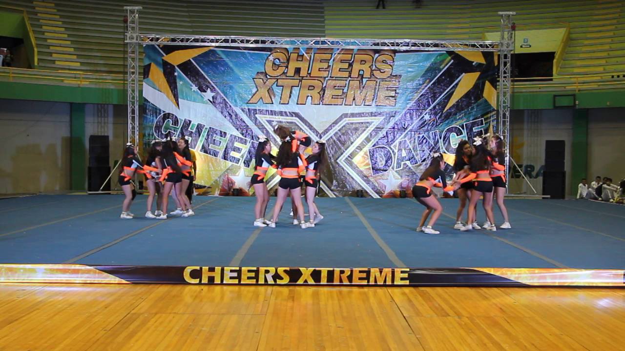 Wolf Xtreme - YouTube