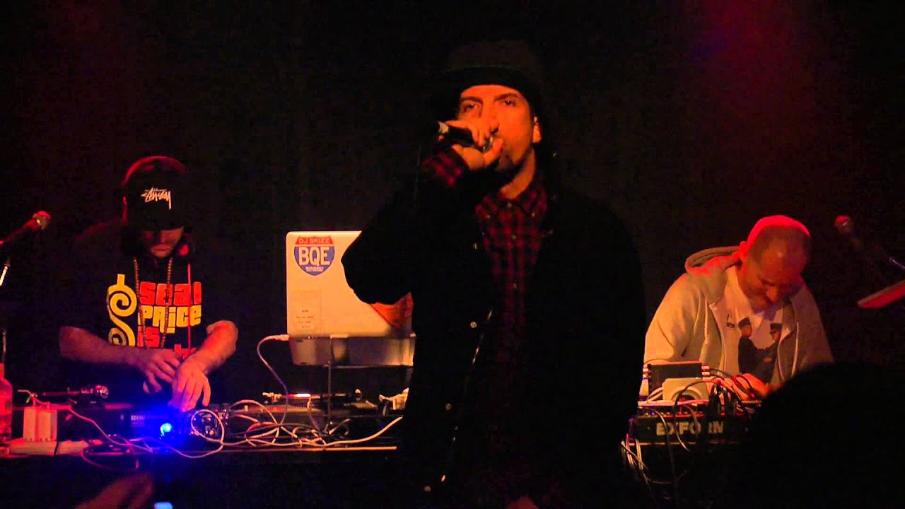 MARCO POLO with SAGA & DJ SKIZZ - "PROPS" live showcase - YouTube