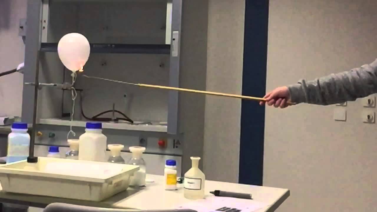 Chemie Experiment #16 - Knallgasprobe - YouTube