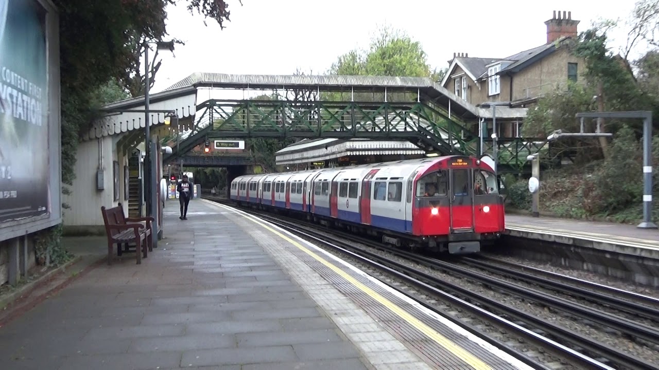 Three Coach Tube Train! - YouTube