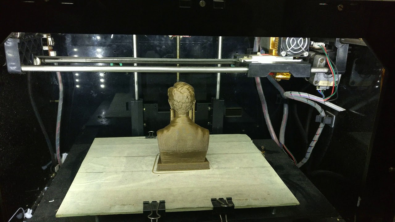 Abraham Lincoln from Agnee P4 3D Printer - YouTube