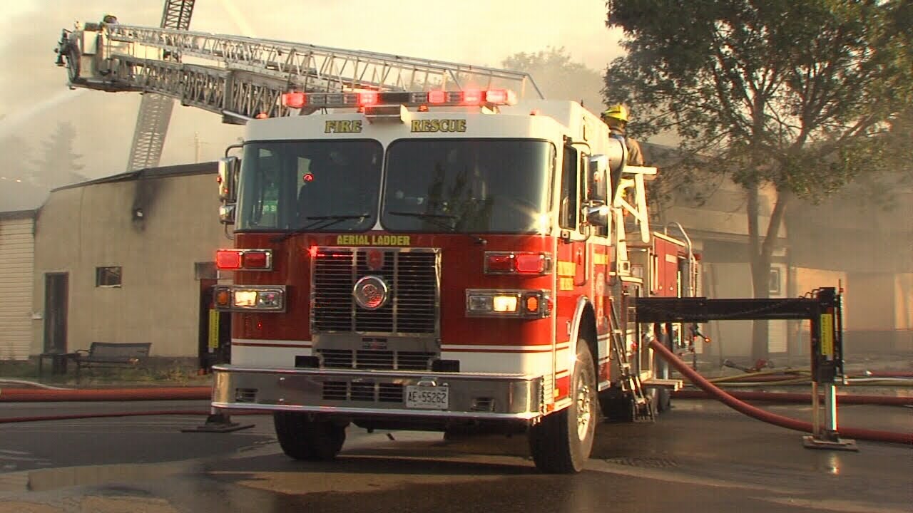 Arson suspected in Simpson Street fire - YouTube