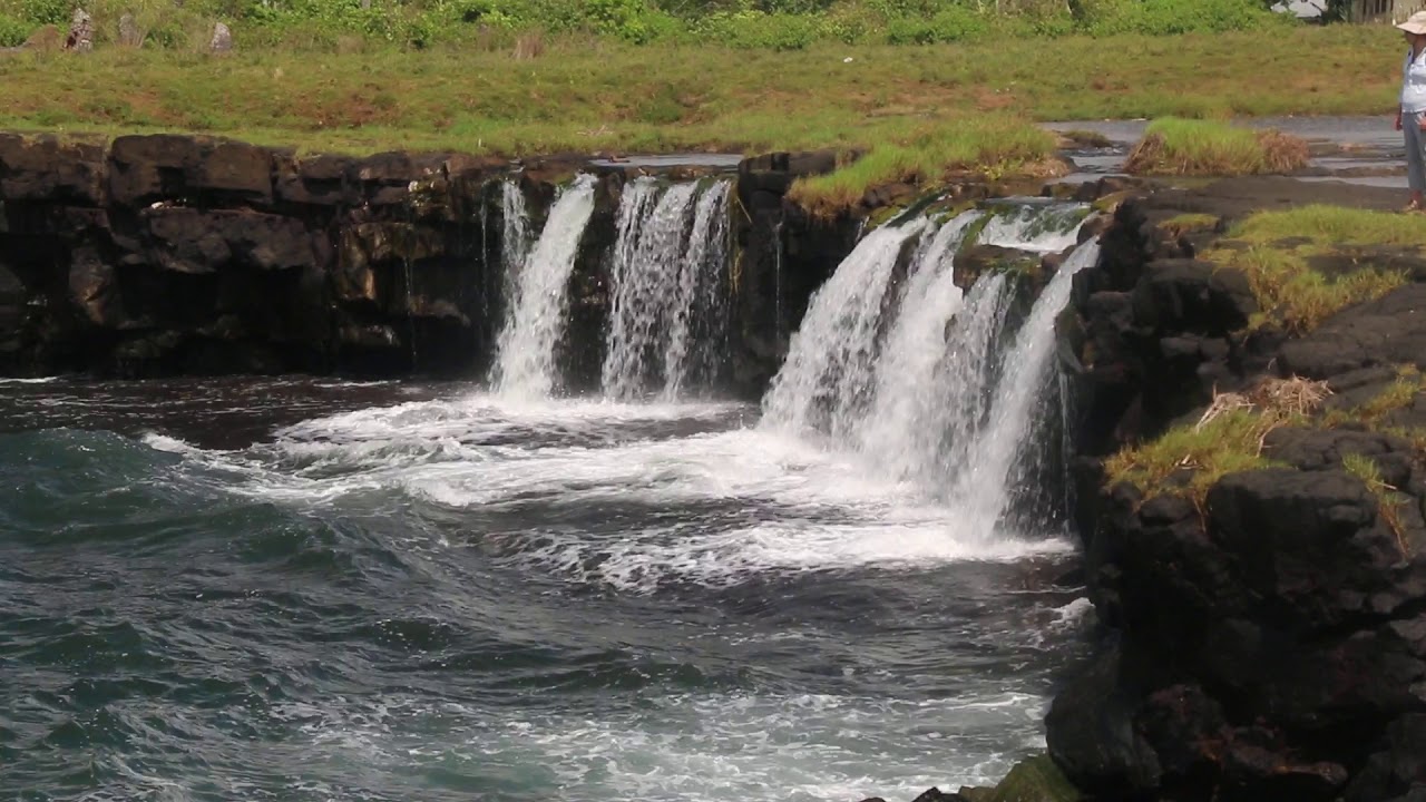 World of Waterfalls: Mu Pagoa Falls - YouTube