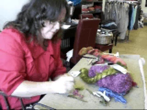 Hooking Rugs with Deanne Fitzpatrick - YouTube
