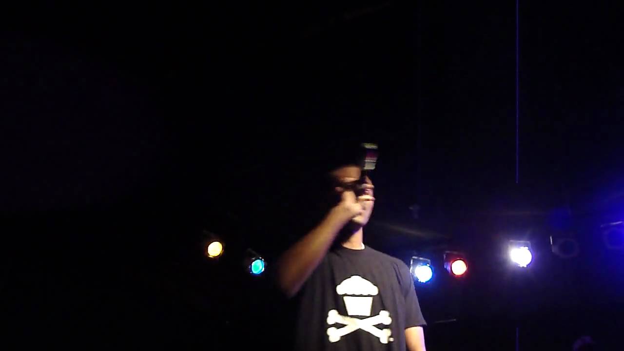 Allen Mask - Artofficial - YouTube