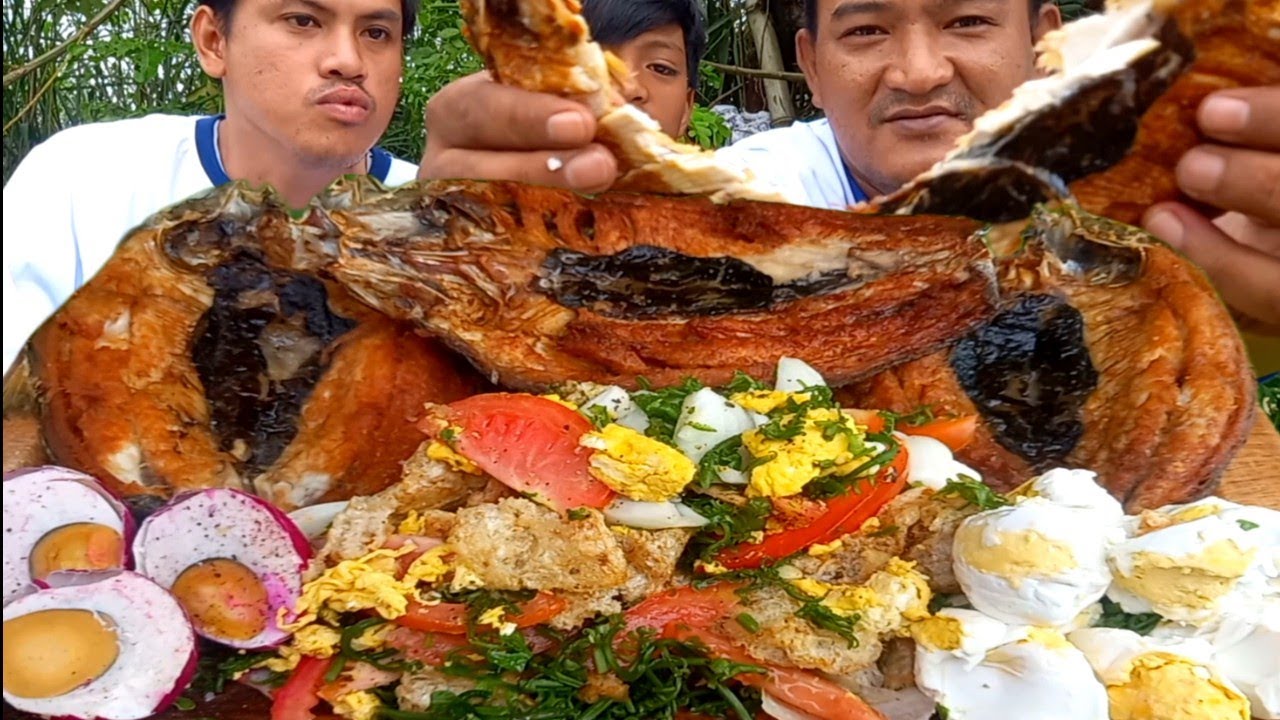 OUTDOOR COOKING/DAING BANGUS WITH ENSALADANG PAKO AT ITLOG NG NATIVE ...