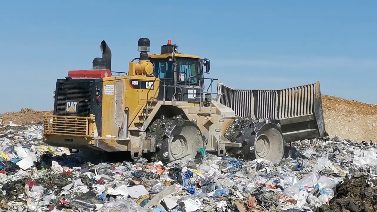 Caterpillar 836H - YouTube