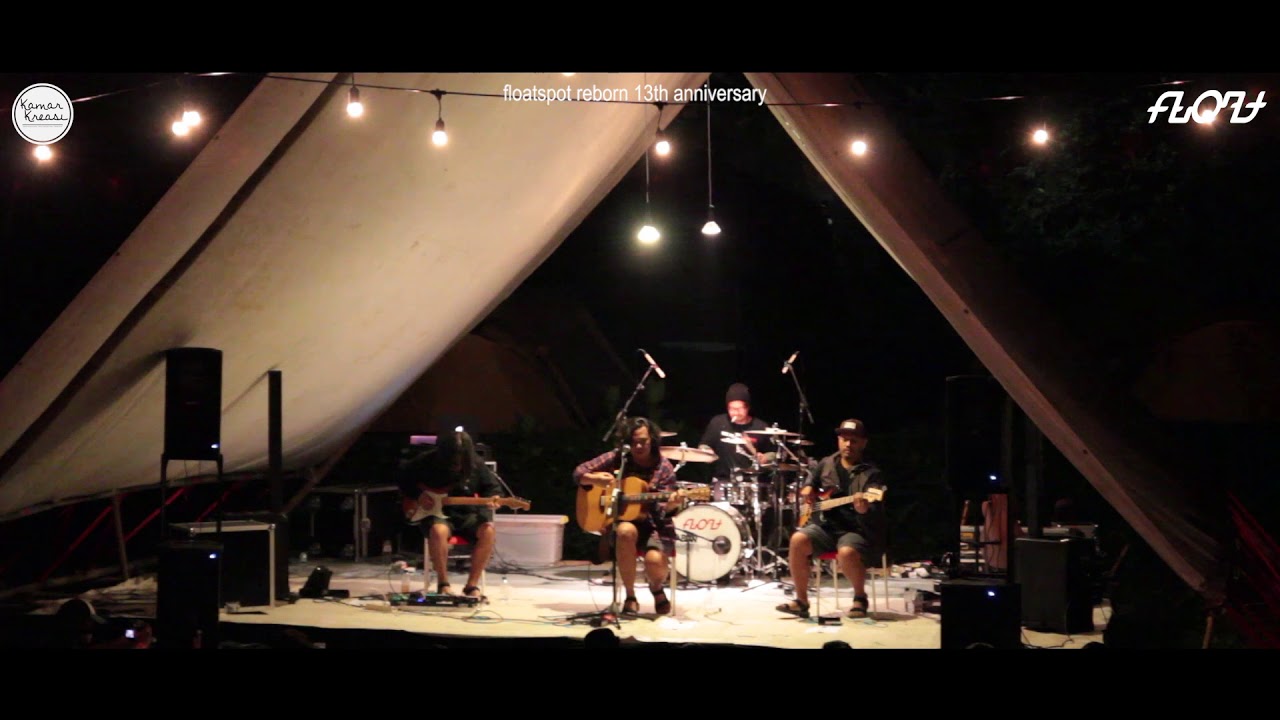 Stupido Ritmo (Live Celebrating Float's 13th Anniversary) - YouTube