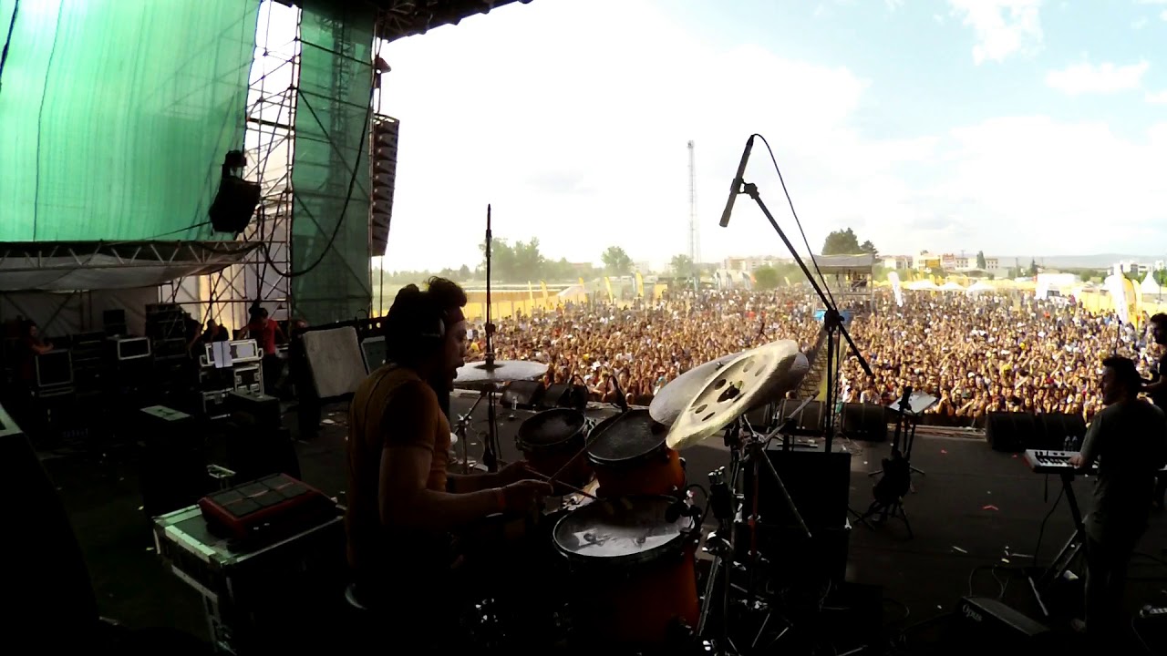 Sena Sener Live (Drum Solo) - YouTube