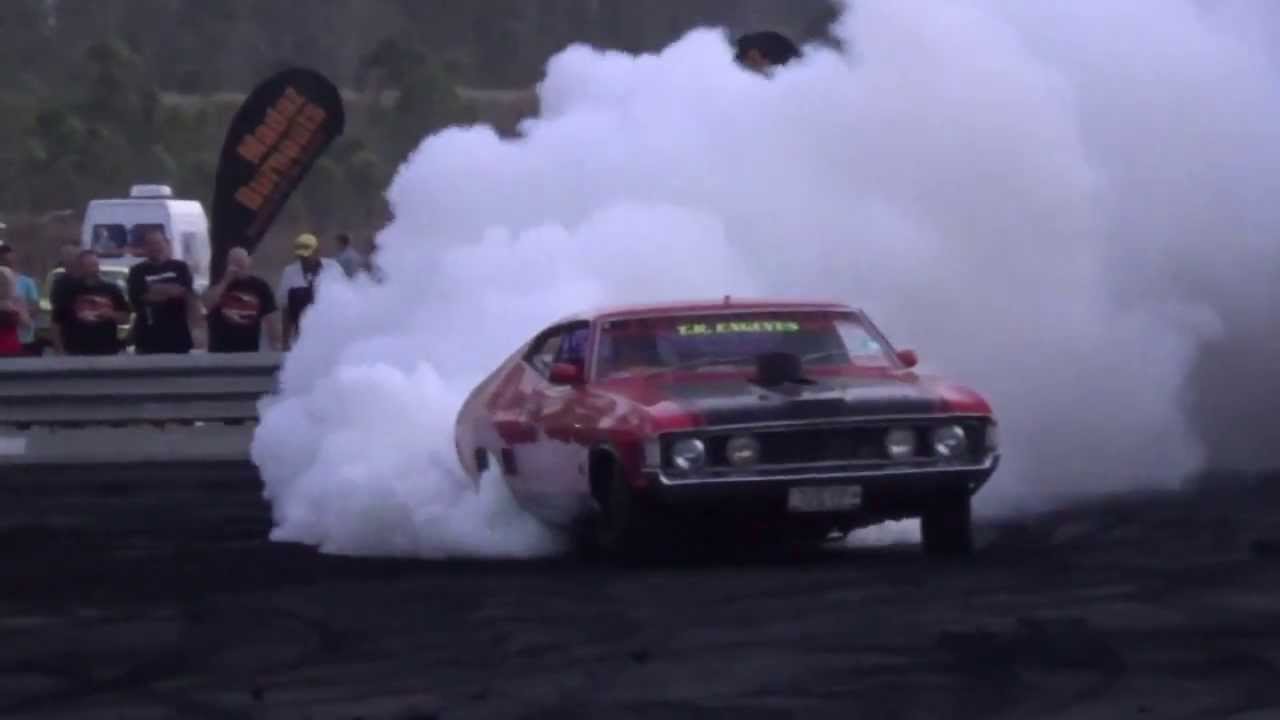 The Big Red Coupe goes nutz - YouTube