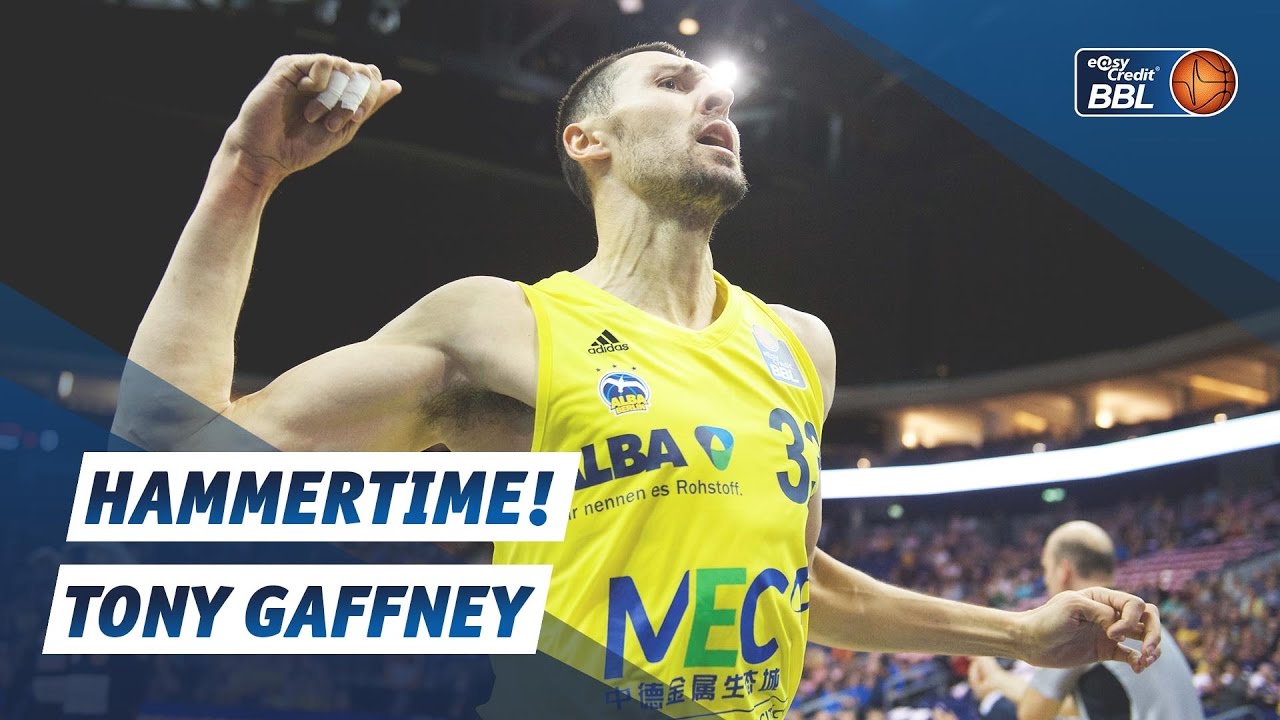 HAMMERTIME! Tony Gaffney macht den Luftikus. - YouTube