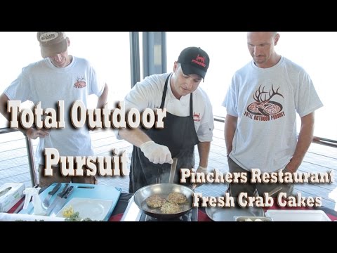 Cooking Fresh Crab Cakes the Pinchers Seafood Restaurant method/recipe ...