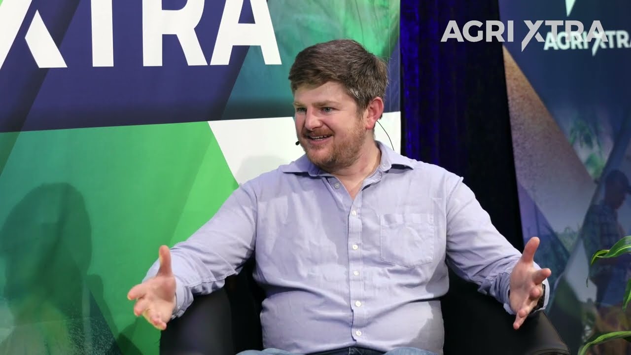 AgriXtra saam met Dr Jan Greyling van die Universiteit van Stellenbosch ...