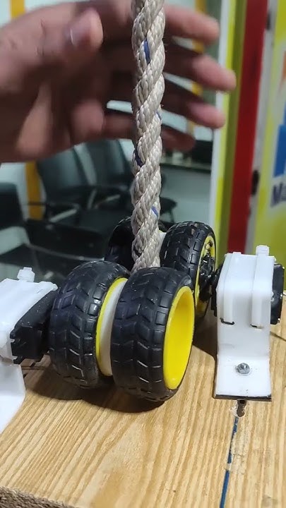 Rope climbing robot using Arduino - YouTube