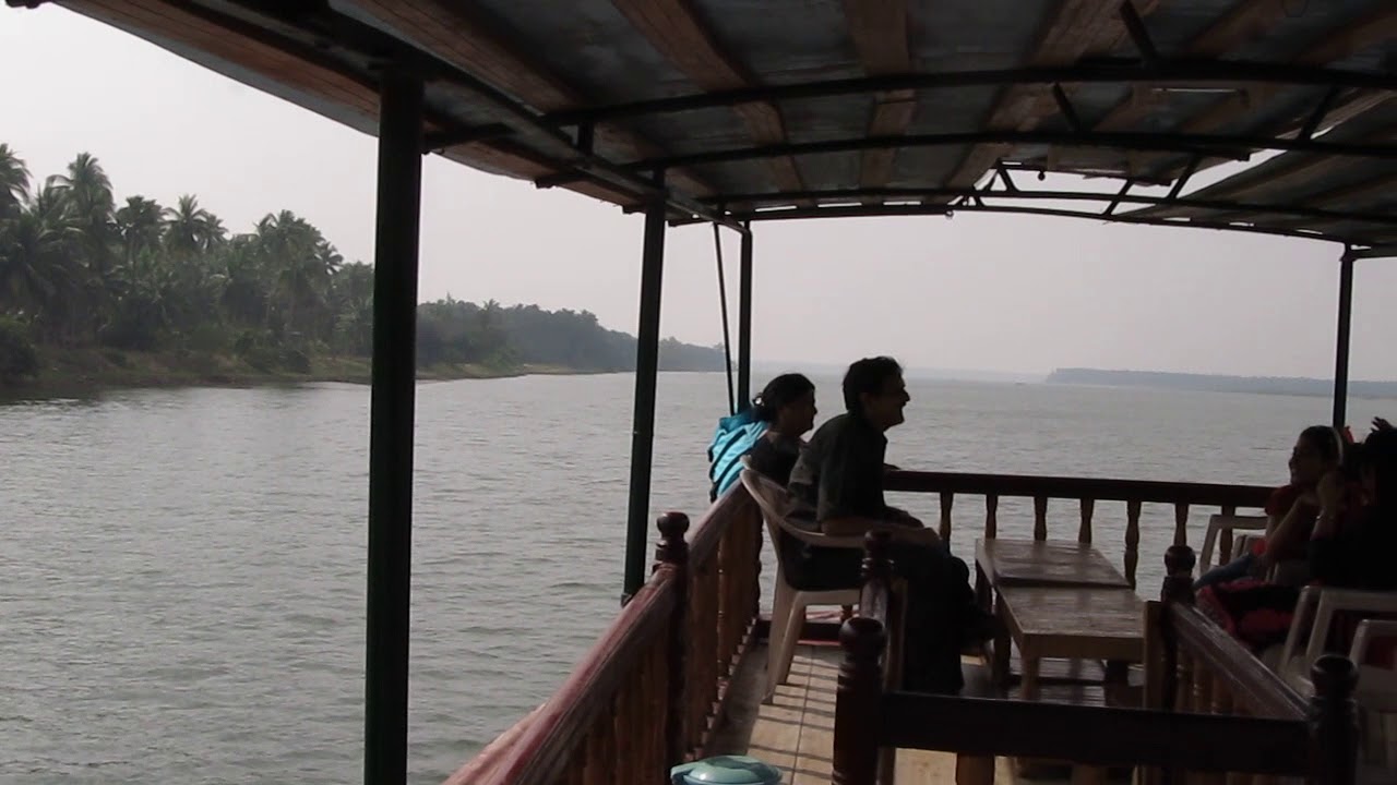 Dindi Houseboat on River Godavari - YouTube