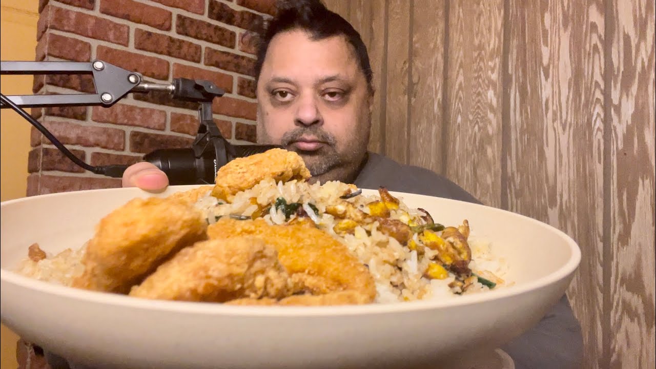 Eating Chicken Nuggets & Fried Rice - YouTube