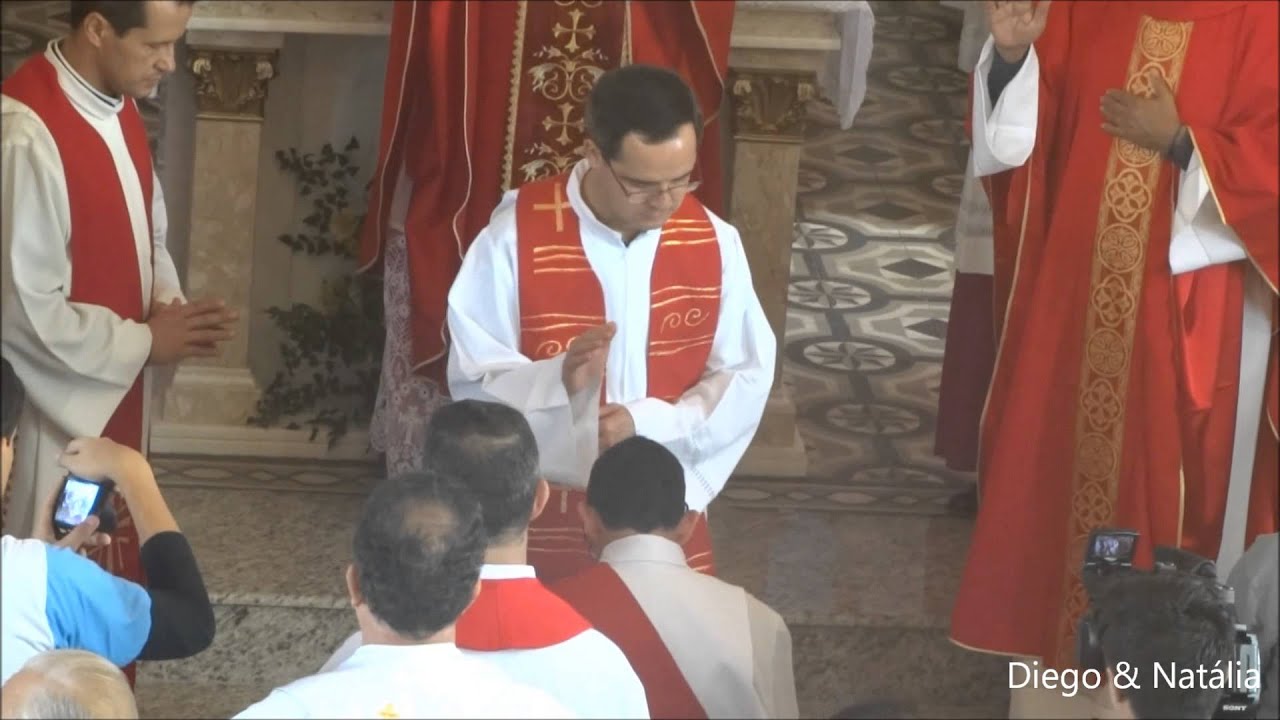 Ordenação Presbiteral de Leandro Luis Mota Ribeiro - YouTube
