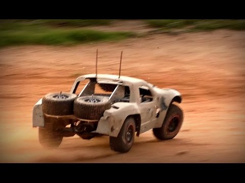 RC Trophy Truck Testing at the Track - YouTube