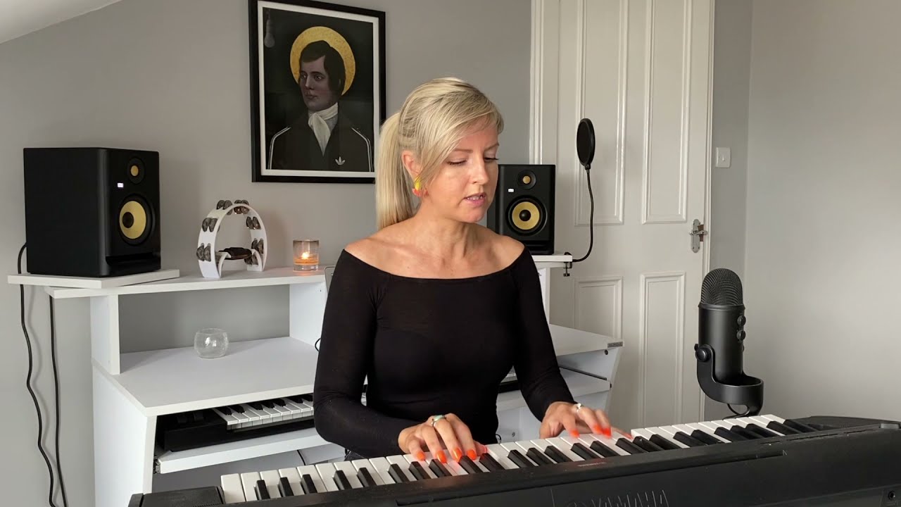 Flower of Scotland | Robyn Keen Chords - Chordify