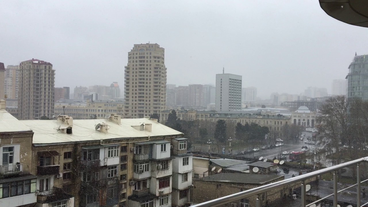 Snow in Baku, Azerbaijan 31 January 2017 Baki, Azerbaycan - YouTube