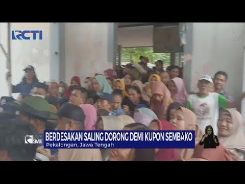 Warga Berdesakan Berebut Kupon Beras dan Sembako Murah di Pekalongan ...