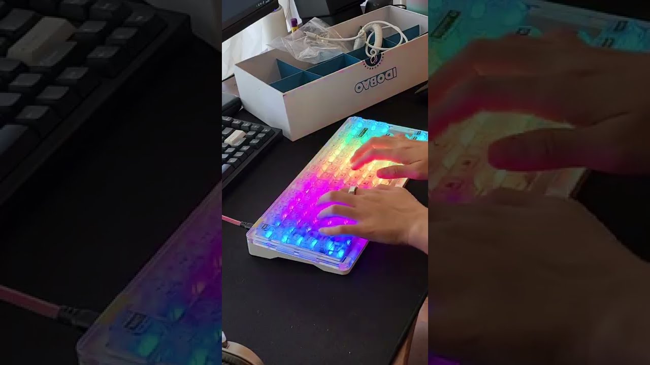 This keyboard's RGB is AMAZING - YouTube