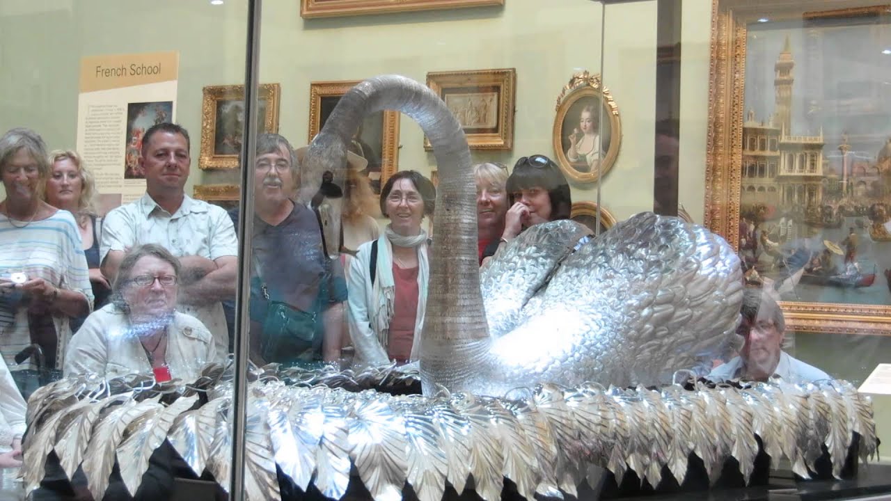Silver Swan Automaton, Bowes Museum, Barnard Castle. - YouTube