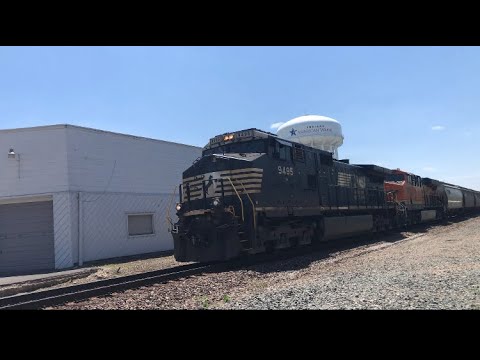 Ns 9495 with a bnsf - YouTube
