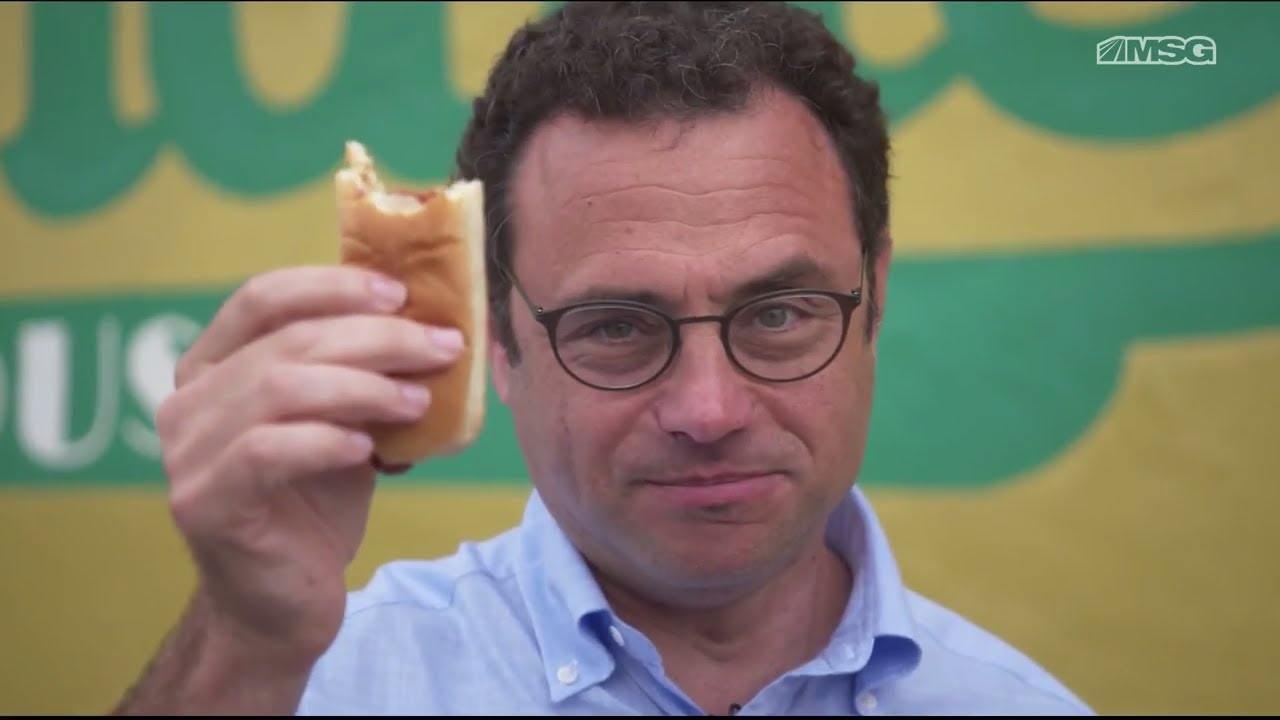 Learn the Special Techniques Behind the Nathan's Hot Dog Eating Contest ...
