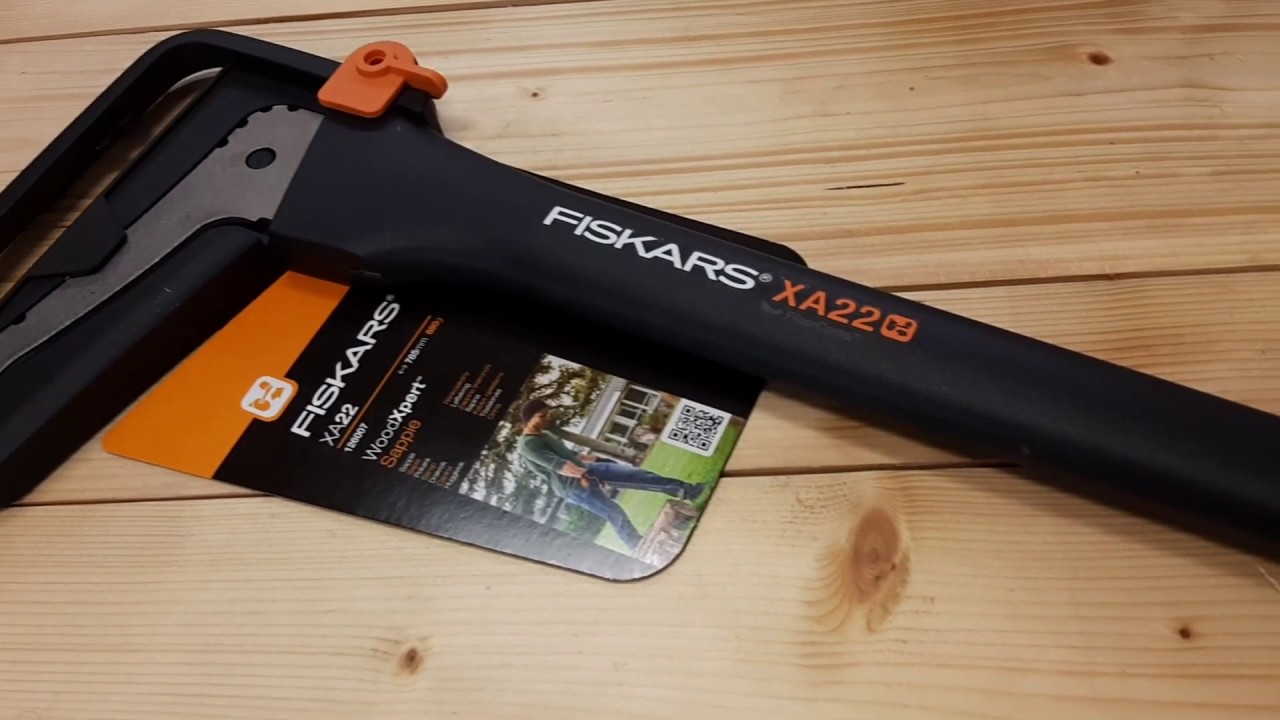 Sapina , Sappie Fiskars XA22 WoodExpert , Garden and Forest - YouTube