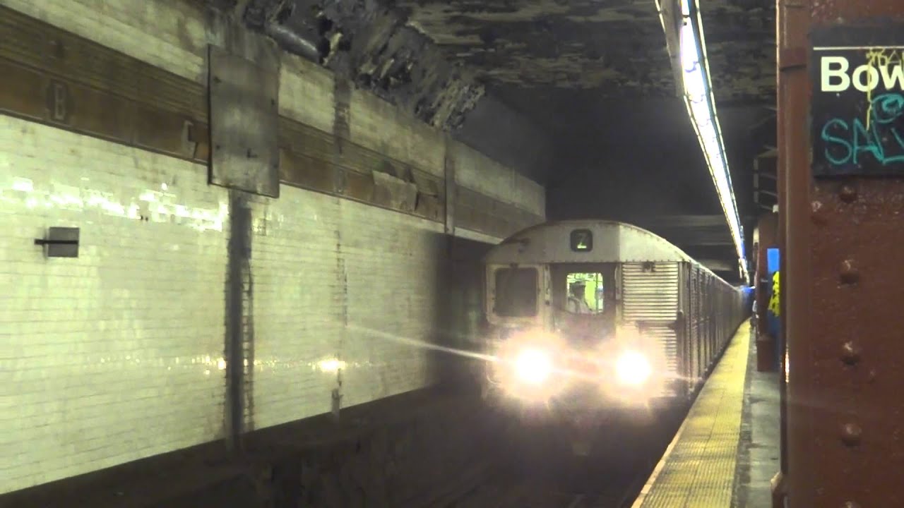 NYC Subway First Look: Broad Street-bound R32 "(Z)" Entering Bowery ...