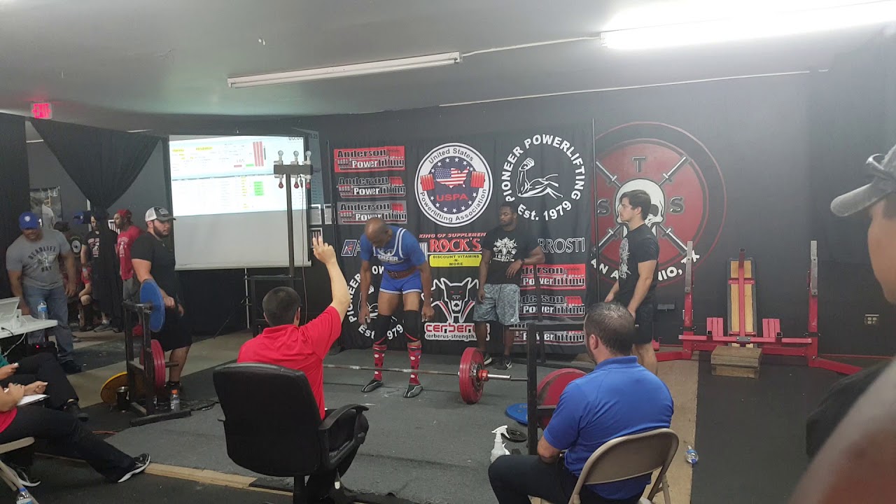 USA Powerlifting meet - Texas Strength Systems gym - YouTube